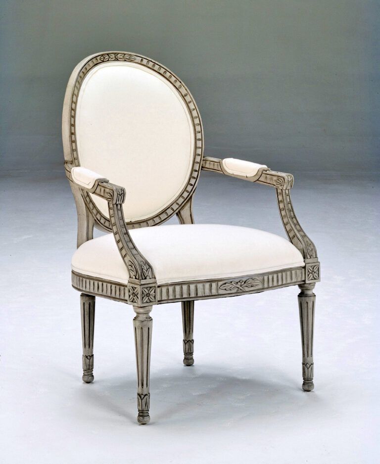 Swedish Oval Back Hand Carved Host Dining Arm Chair – Swede Furniture